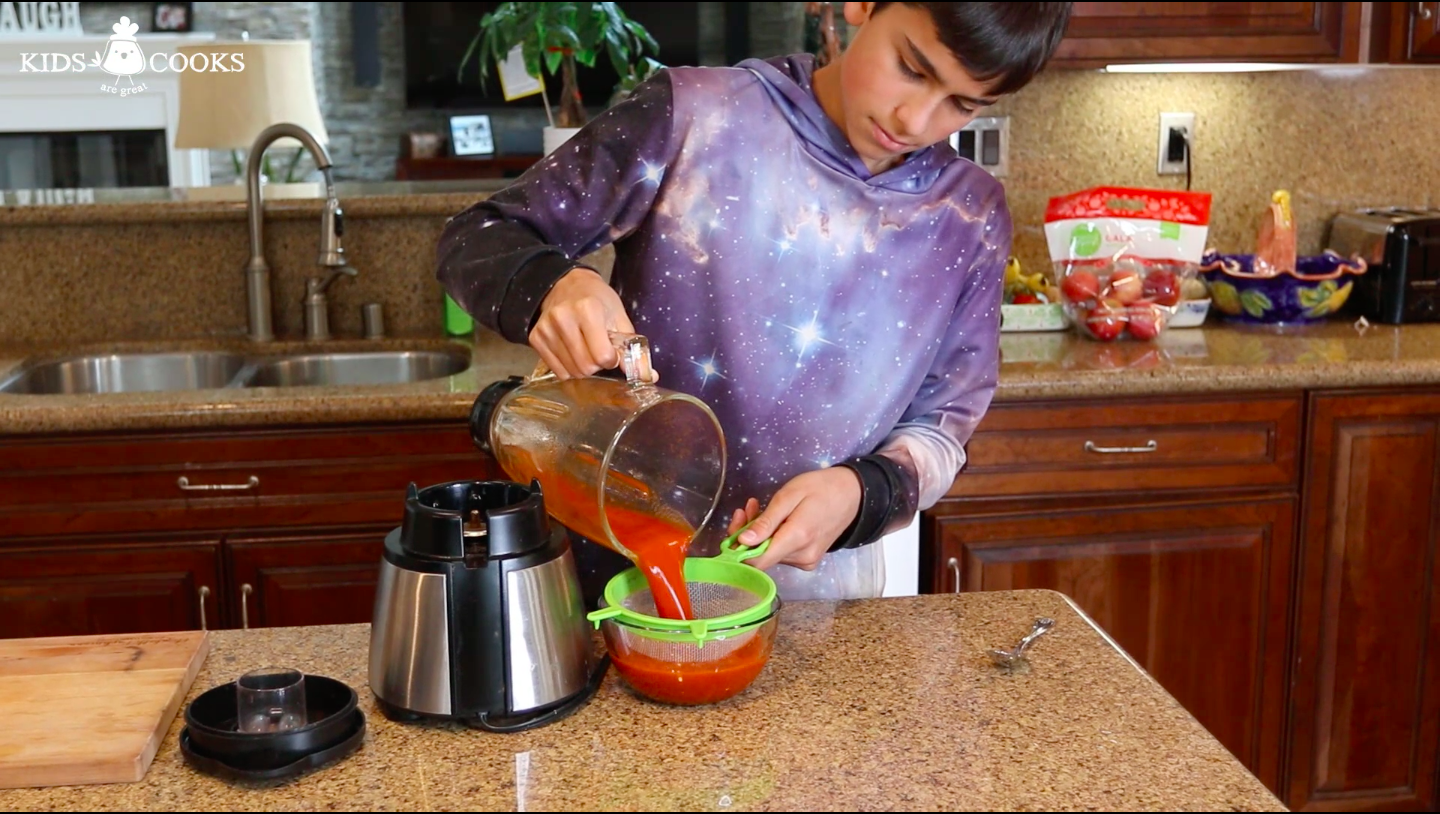 What's a Colander and How Do I Use it? | Kids Are Great Cooks