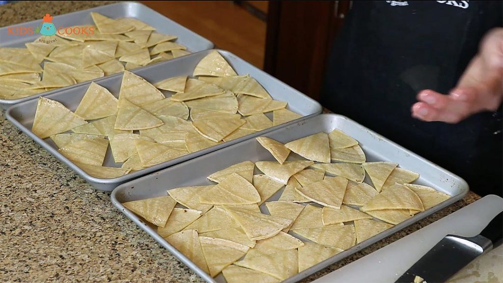 How To Authentic Mexican Chilaquiles - Watch Video Recipe